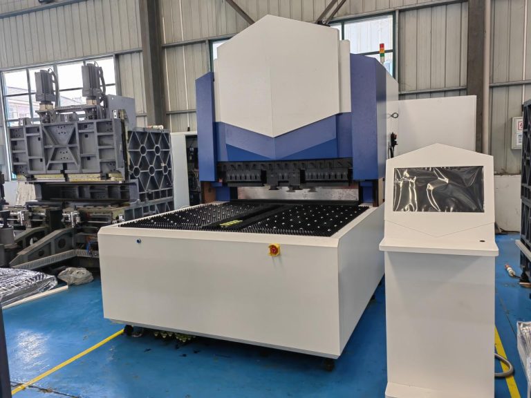 15 осна Cnc машина за огъване на панели Серво машина за огъване на ламарина видеоклипове Raymax