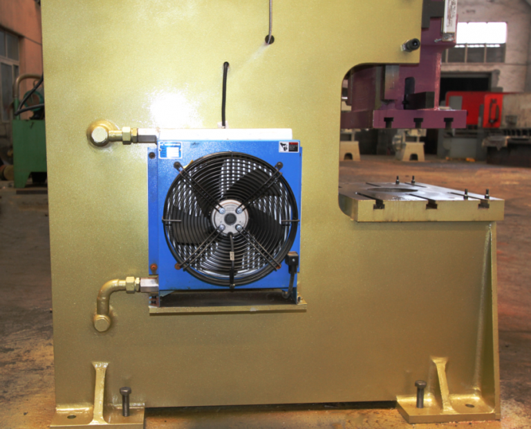 Hydraulic Power Press Machine With Versatile Fast Press - RAYMAX Videos