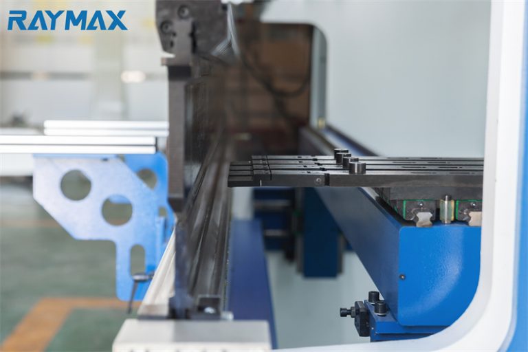 유압 프레스 브레이크 Cnc 220 Ton 4 미터 판금 벤딩 머신 - RAYMAX 동영상